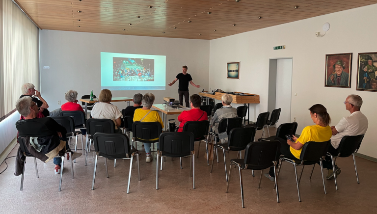 Inspirierender Vortrag zu „75 Jahre Grundgesetz und individuelle ...